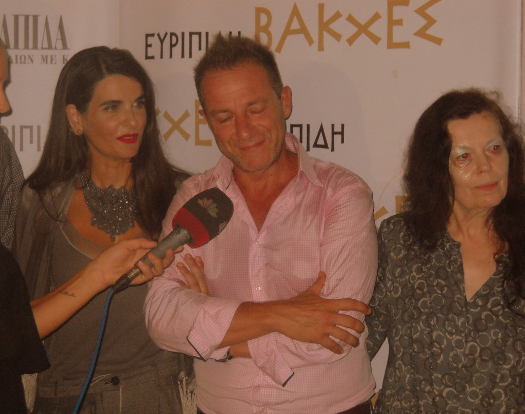 Αχ…& Βάκχες, Για Το Σάκη! - Cosmopoliti.com - Χριστίνα Πολίτη