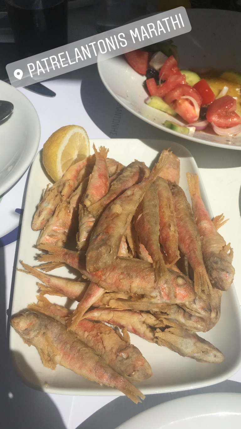 Βουτιά στο Μαράθι με θέα τα χιονισμένα Λευκά Όρη - Cosmopoliti.com ...