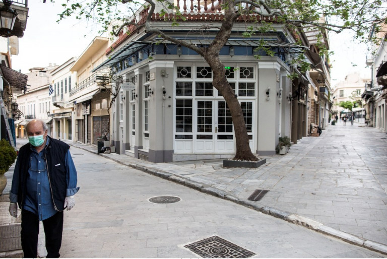 Η Αθήνα τη νύχτα… άδεια! - Cosmopoliti.com - Χριστίνα Πολίτη