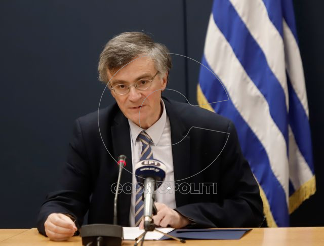 Ο Σωτήρης Τσιόδρας αποχαιρέτησε την καθημερινή τηλεοπτική ενημέρωση με ...