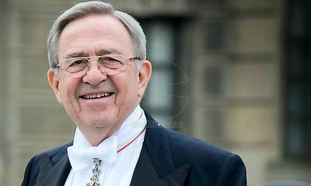 τεως βασιλιας κωνσταντινος – Cosmopoliti.com – Χριστίνα Πολίτη