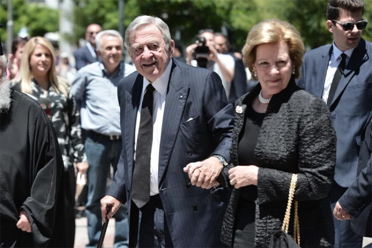 Τέως βασιλιάς Κωνσταντίνος: Η ζωή του - Cosmopoliti.com - Χριστίνα Πολίτη