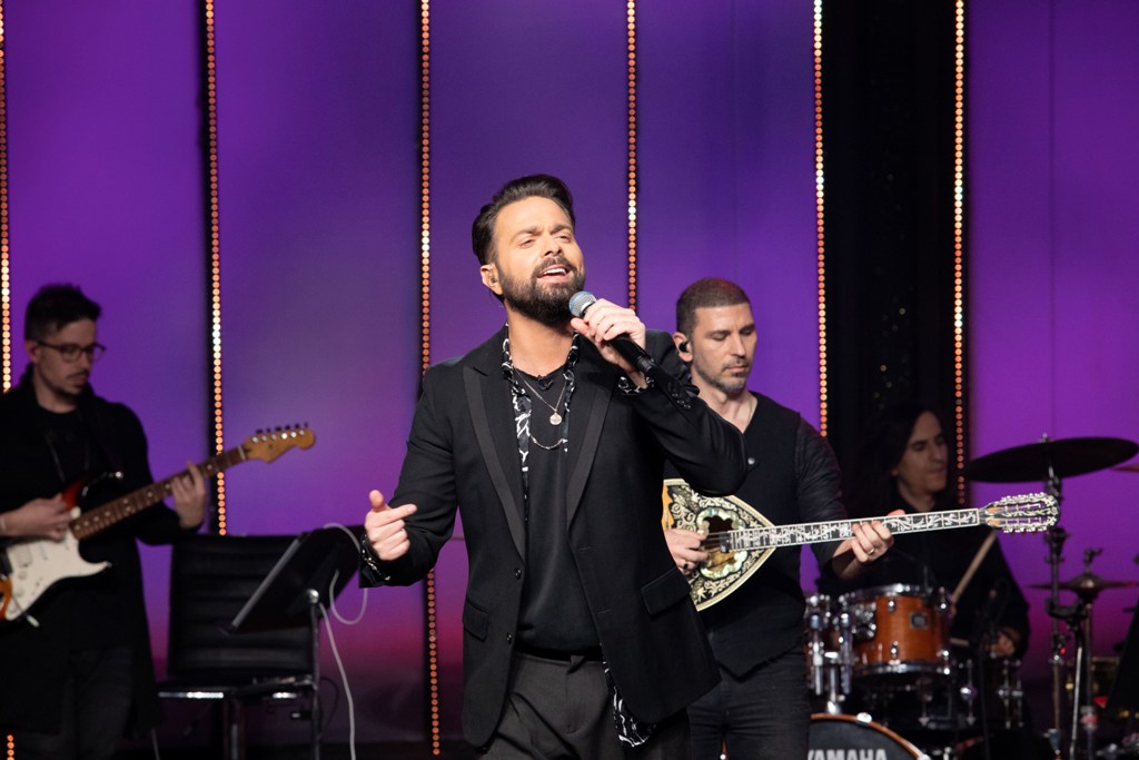 Το “Chart Show” ξεκινά: Τι θα δούμε στην πρεμιέρα - Cosmopoliti.com ...