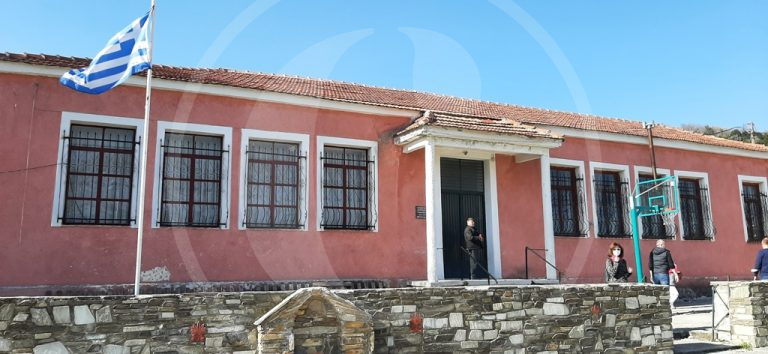 Οδοιπορικό στη Λάρισα: Καφές, τσίπουρο, φαγητό, μουσεία και γραφικά ...