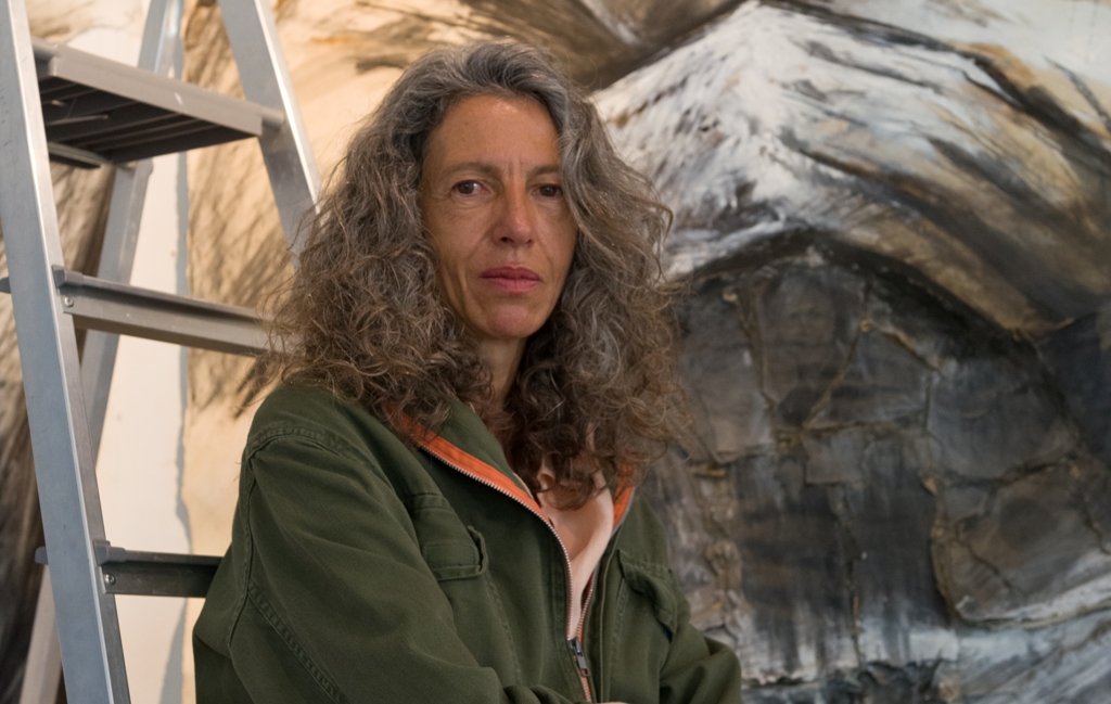 Αλεξάνδρα Αθανασιάδη: “Πλάθοντας το άυλο” στο Μουσείο της Άνδρου ...