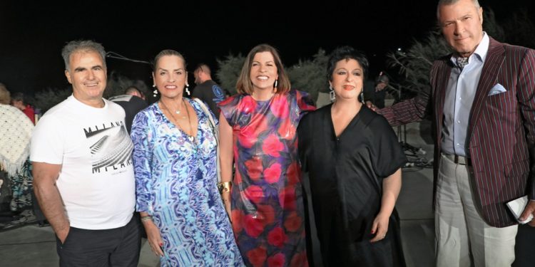 Το μυστικό της ευτυχίας – Cosmopoliti.com – Χριστίνα Πολίτη
