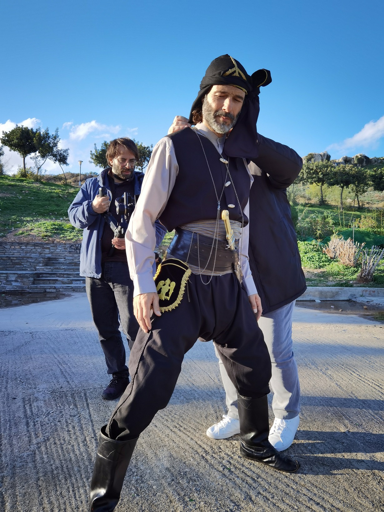 Χορός στις “Ρίζες” με τον Θανάση Ευθυμιάδη - Cosmopoliti.com - Χριστίνα ...