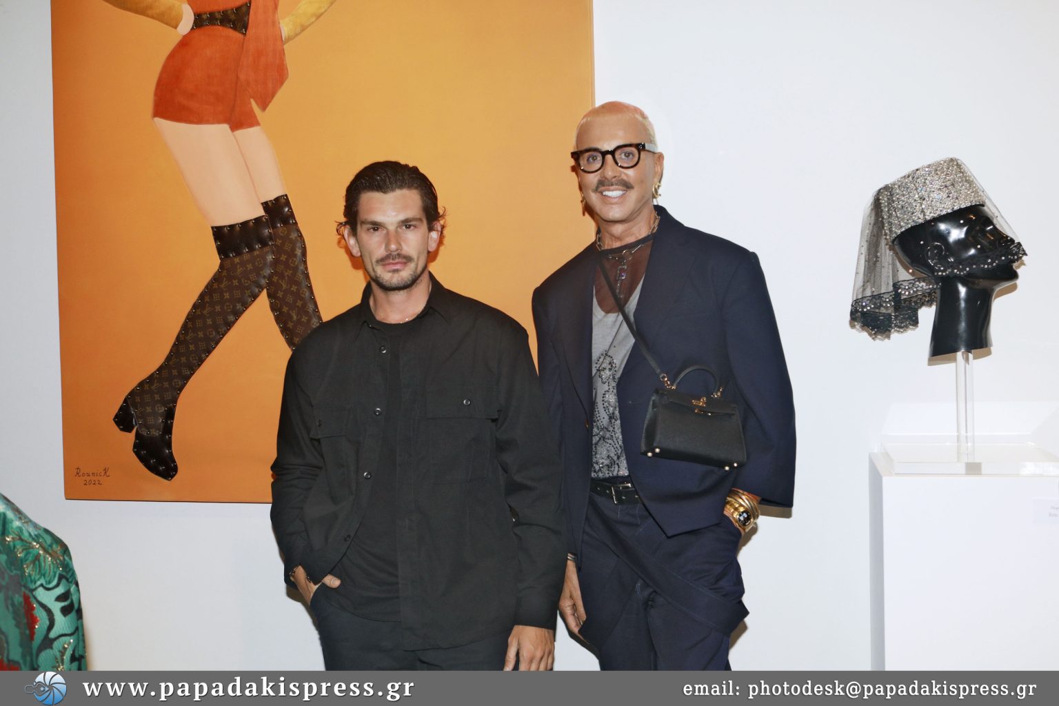 Ντέλλα Ρούνικ: Λαμπερά εγκαίνια στην γκαλερί Contemporary Athens Della ...