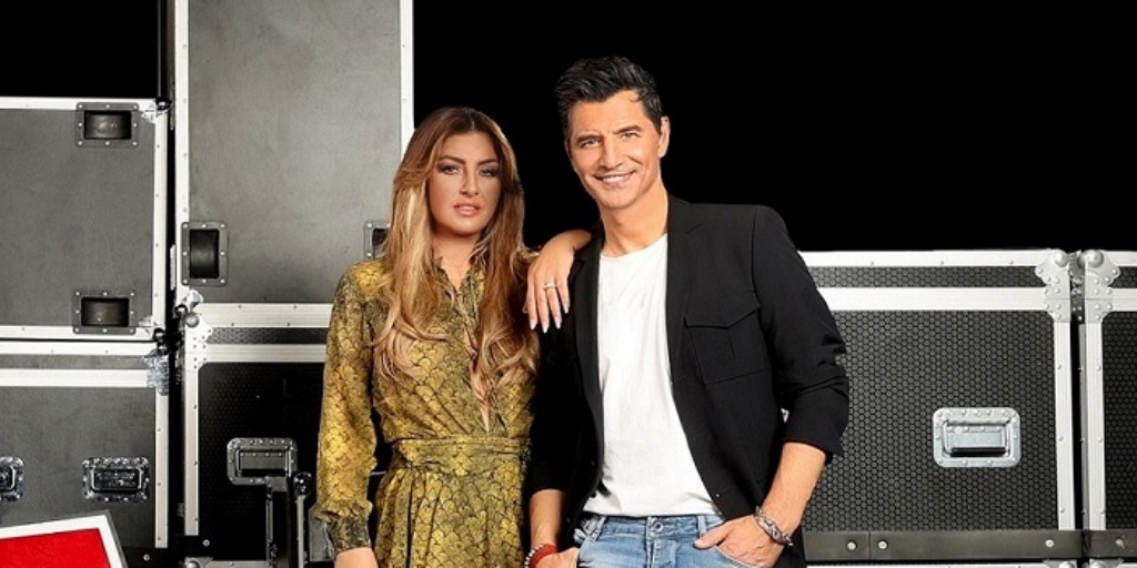 The Voice of Greece: Σάκης Ρουβάς και Έλενα Παπαρίζου on stage ...