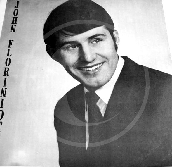 Γιάννης Φλωρινιώτης: Το άλμπουμ της ζωής του - Cosmopoliti.com ...