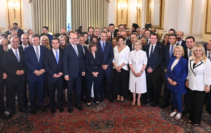 50 φωτογραφίες από την ορκωμοσία της νέας κυβέρνησης - Cosmopoliti.com ...