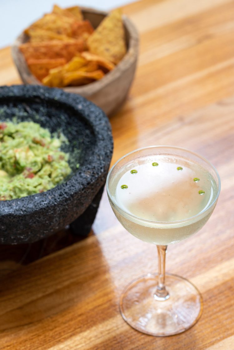 Καλοκαιρινές Κυριακές στο Helios με το Barro Negro Athens - Cosmopoliti ...