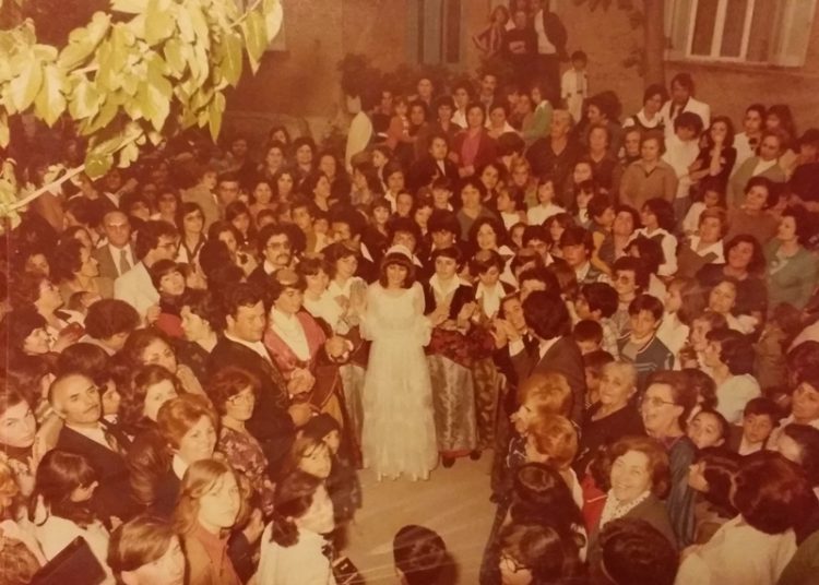 Λιζέτα Νικολάου & Γιώργος Λιάνης: Αναμνήσεις από το γάμο τους ...