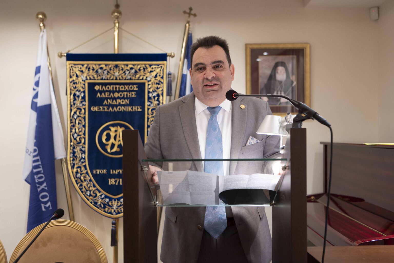 O Γιώργος Κωνσταντινίδης απαντά σε 10+1 ερωτήσεις - Cosmopoliti.com ...