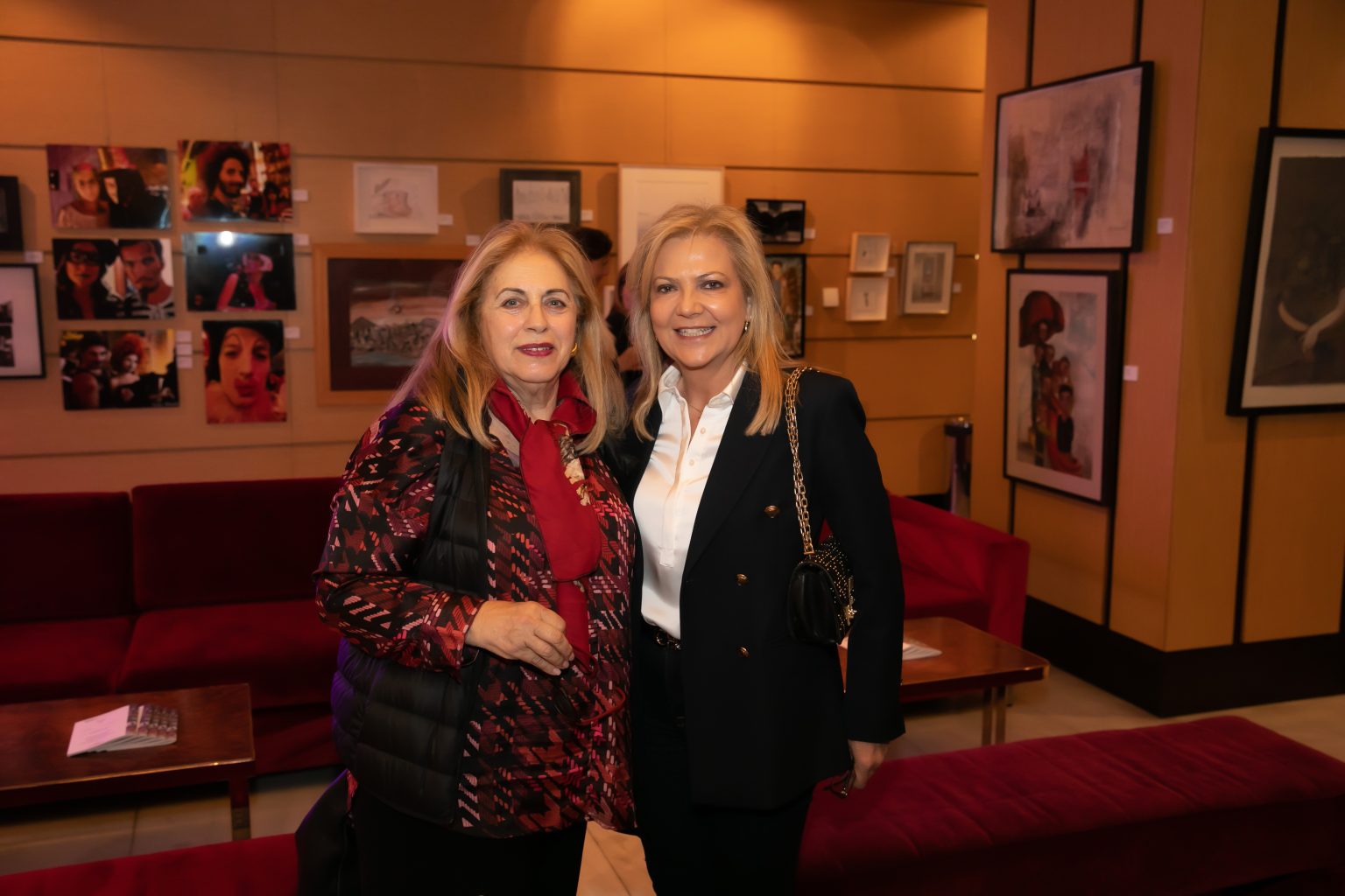 Εγκαίνια της έκθεσης έργων τέχνης του Χρύσανθου Πανά - Cosmopoliti.com ...