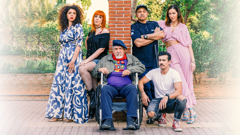 «Ο παππούς έχει πίεση» το φετινό καλοκαίρι στην Αθήνα - Cosmopoliti.com ...