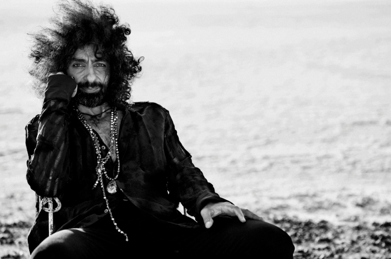 Ο rock star του βιολιού Ara Malikian στη Θεσσαλονίκη - Cosmopoliti.com ...