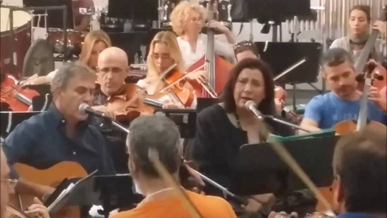 Mαρία Φαραντούρη & Γιώργος Νταλάρας: “εισβολή” στις πρόβες για τη ...